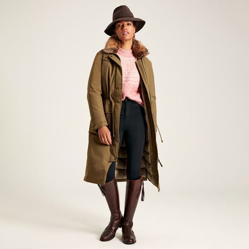 What To Wear With A Fedora Hat In Spring